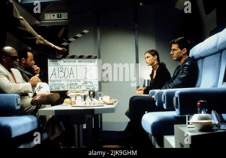 USA. Jean Reno and Tom Cruise in a scene from (C)Paramount Pictures ...