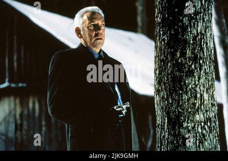 FALLEN, Donald Sutherland, 1998, (c) Warner Brothers/courtesy Everett ...
