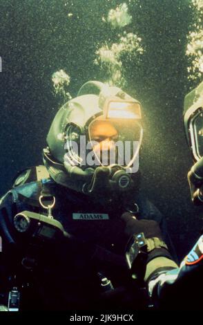 Samuel L. Jackson Film Sphere (USA 1998) Characters: Dr. Harry Adams ...