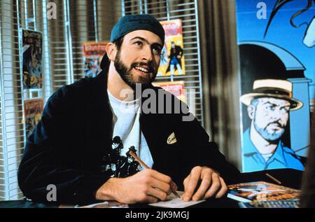 CHASING AMY KEVIN SMITH AND JASON MEWES Date: 1997 Stock Photo - Alamy
