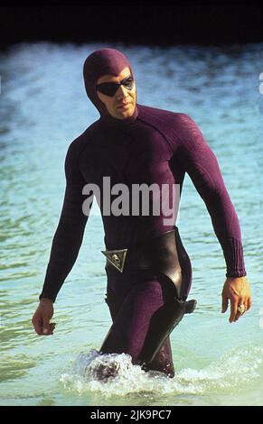 THE PHANTOM, Billy Zane, 1996. © Paramount Pictures/courtesy Everett ...