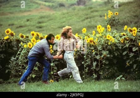 Helen Hunt Film Twister (USA 1996) Characters: Dr. Jo Harding Director ...