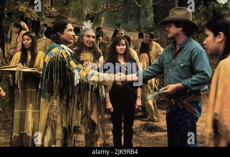 Barbara Hershey & Tom Berenger Film Last Of The Dogmen (1995 ...