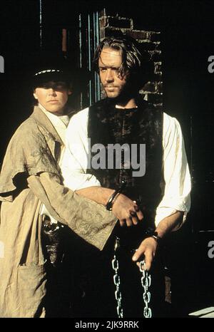 Sharon Stone & Russell Crowe Film The Quick And The Dead (USA/JP 1995 ...