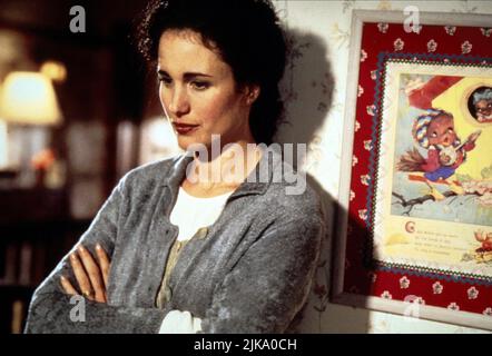 MULTIPLICITY, Andie MacDowell, 1996. © Columbia Pictures / courtesy ...