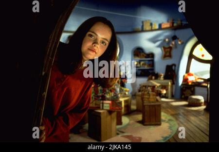 Casper & Christina Ricci Film Casper (USA 1995) Characters: Kathleen ...