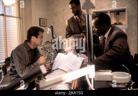 Danny Glover, Mel Gibson Detective Roger Murtaugh (Danny Glover,l) und ...