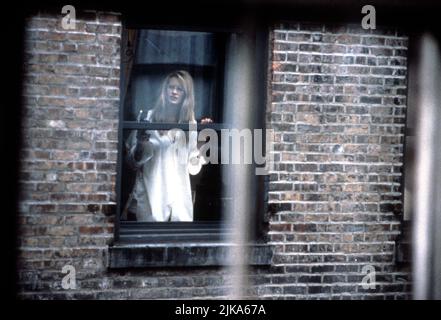 Elle Macpherson Film: If Lucy Fell (1996) Characters: Jane Lindquist ...