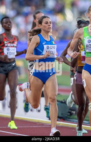 Elena BELLÒ at the start of the 800m Semi Final at the European ...