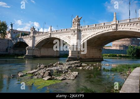 Vittorio Emanuele II bridge and the remains of the ancient Neronian ...