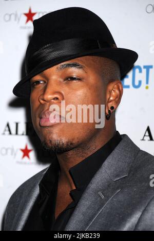 NEW YORK - FEBRUARY 01: R&B singer/songwriter Ne-Yo attends the ...