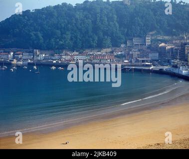 PLAYA DE LA CONCHA. Location: EXTERIOR. SAN SEBASTIAN. Guipuzcoa. SPAIN ...