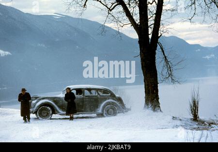 SNOW FALLING ON CEDARS, Youki Kudoh (aka Yuki Kudo), 1999. ph: Doane ...
