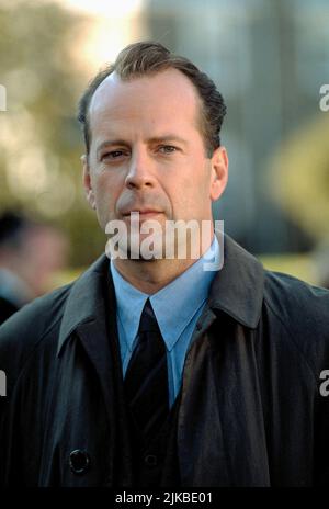 The Sixth Sense BRUCE WILLIS - Malcolm Crowe Regie: M. Night Shyamalan ...