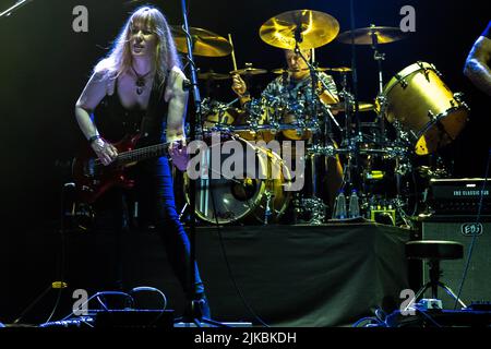 Concert of Steve Hackett, legendary guitarist of Genesis with Genesis ...