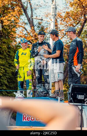 A Red Bull Romaniacs off-road hard enduro rallye's winners in Sibiu ...