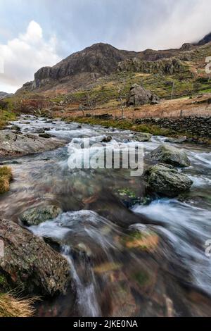 The Llanberis pass in Snowdonia Stock Photo - Alamy