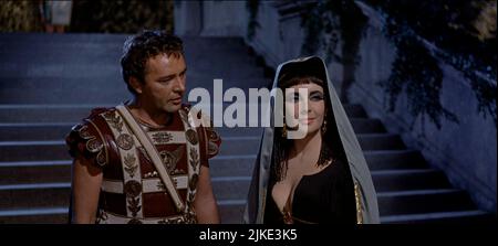 Los Angeles.CA.USA. Richard Burton (as Mark Antony) in a scene in (C ...