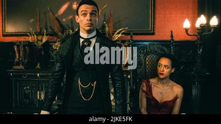 Thomas Doherty and Nathalie Emmanuel in Screen Gems in "The Invitation ...