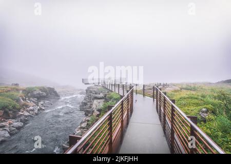 Trollstigen - The Trolls Path rest stop path to the Observation deck ...