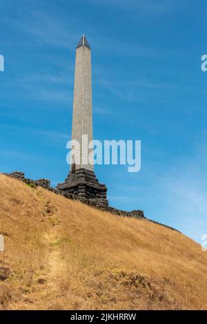 Obeilsk monument on One Tree Hill Park in Auckland, New Zealand Stock ...