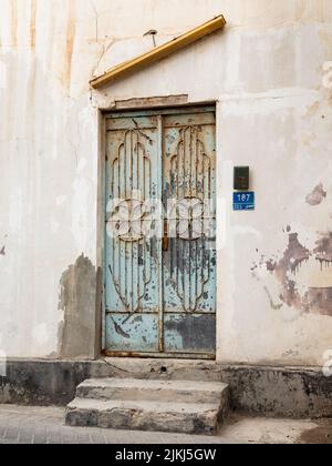 The Traditional Bahraini Doors and Windows in Bahrain Stock Photo - Alamy