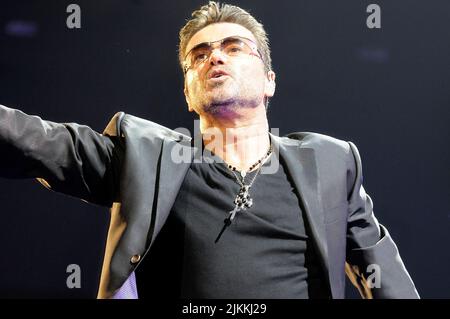 A singer George Michael performing live in San Diego Stock Photo - Alamy
