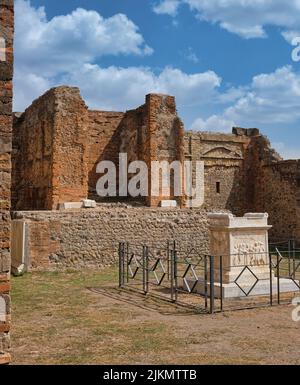 Temple of Genius Augusti at the ancient city of Pompeii Stock Photo - Alamy