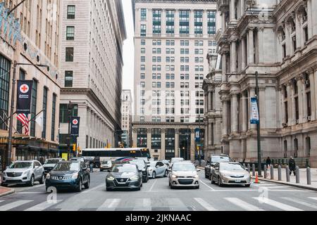 The Wanamaker Building (left), the first department store in the USA ...