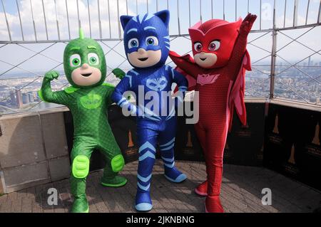 (Left to Right) Gekko, Catboy and Owlette, PJ Masks heroes visit the ...