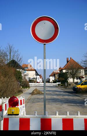 Palestine road sign on sky background Stock Photo - Alamy
