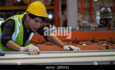 Asia Heavy industry Foreman factorial worker check metal steel roof ...