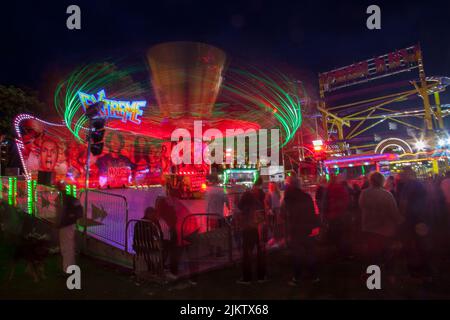 Light traces from the 'Extreme' fairground ride at Witney Feast ...