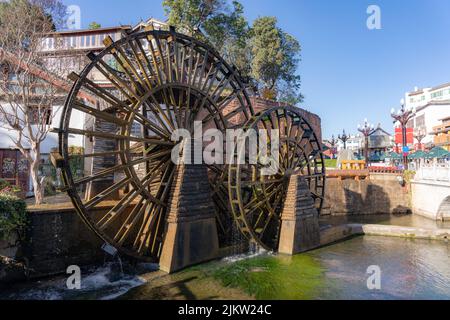 Water mill (Lijiang, Yunnan, China Stock Photo - Alamy
