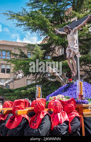 Semana santa Valladolid, hermandad universitaria del santísimo Cristo ...