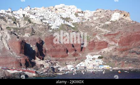 An aerial view of Thera City on Santorini, Greece Stock Photo - Alamy
