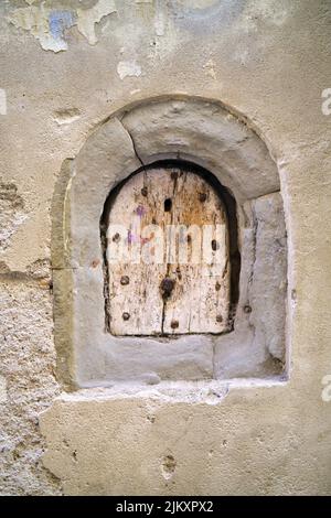 Historic Wine Window or Bucheta del Vino in Florence Italy Stock Photo ...