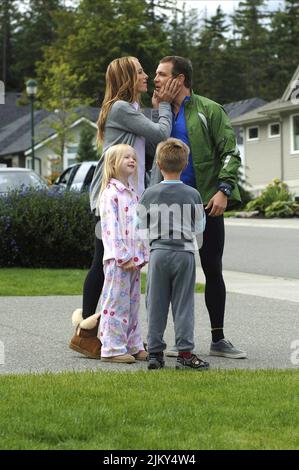 KIM RAVER, DAVID CUBITT, BOND OF SILENCE, 2010 Stock Photo - Alamy