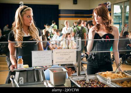 AMANDA BYNES, EMMA STONE, EASY A, 2010 Stock Photo - Alamy