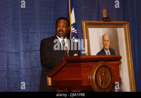 Office of the Secretary - UNVEILING OF THE OFFICIAL PORTRAIT OF THE ...