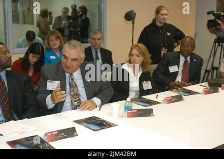 Office of the Secretary - SECRETARY DONALD EVANS WITH CHAIRMAN RICH ...