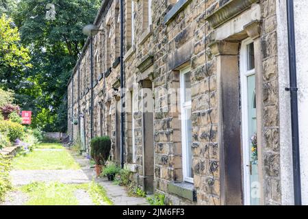 Edgworth village in county of Lancashire, street of narrow stone ...