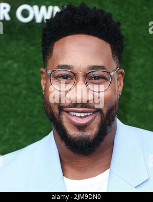 LOS ANGELES - AUG 4: Aaron Jennings at the A League Of Their Own ...