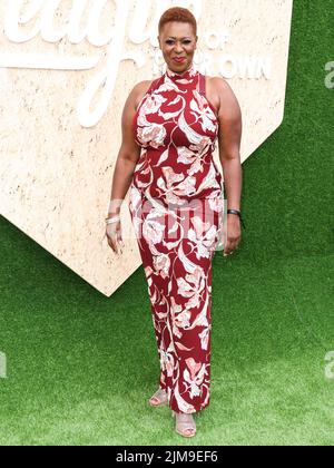 Treisa Gary arrives at the premiere of "A League of Their Own" on ...