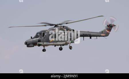 Royal Navy Mk 8 Lynx helicopter on flight deck of Type 23 frigate Stock Photo - Alamy