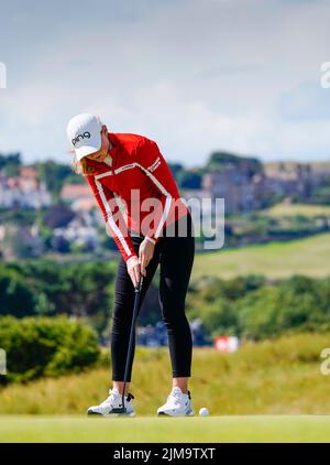 Louise Duncan at the Womens Scottish golf open in Dundonald Stock Photo ...