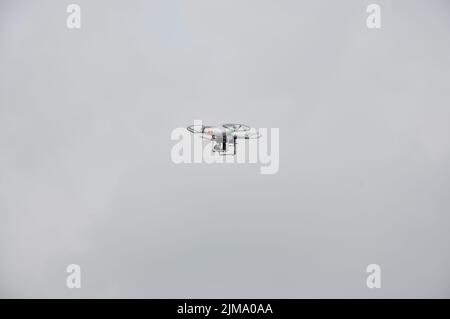 Position lights red and green on the wall of the entrance to the ...