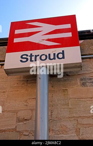 Stroud Railway Station Sign Stock Photo - Alamy