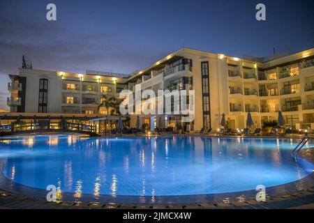 Hotel Steigenberger Pyramids, Giza, Cairo, Egypt Stock Photo - Alamy