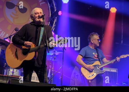 Singer and guitarist Davy Carton, guitarist Leo Moran and bassist of ...